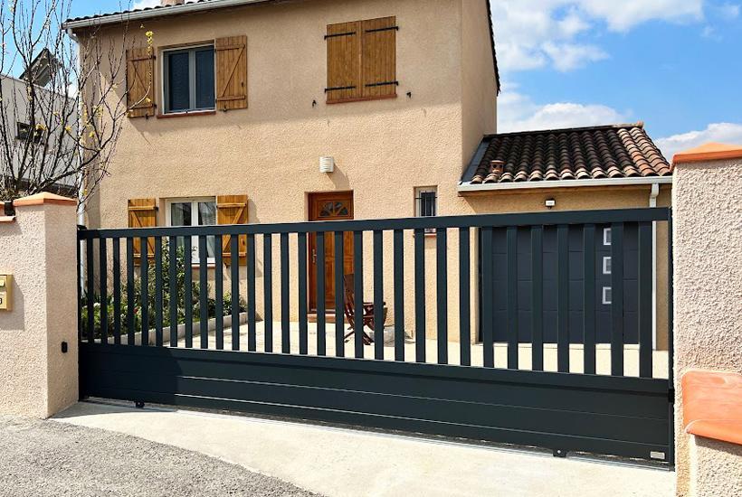 Portail aluminium intemporel Samoa